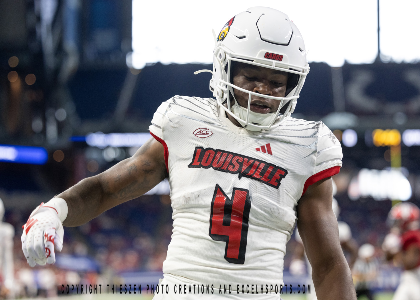 Louisville Starts Fast/Defense Stands Tall Late – Excel High School Sports